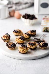Mini Boston Cream Pie - Baran Bakery
