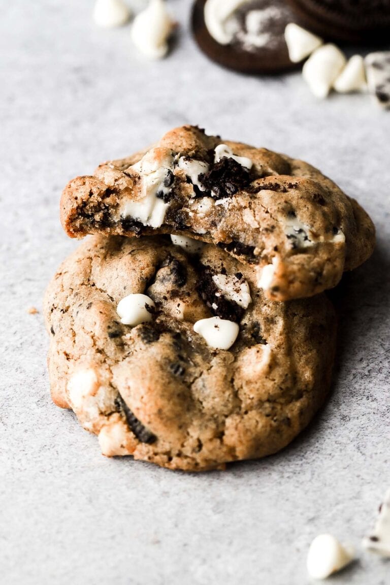 Cookies and Cream Cookies - Baran Bakery