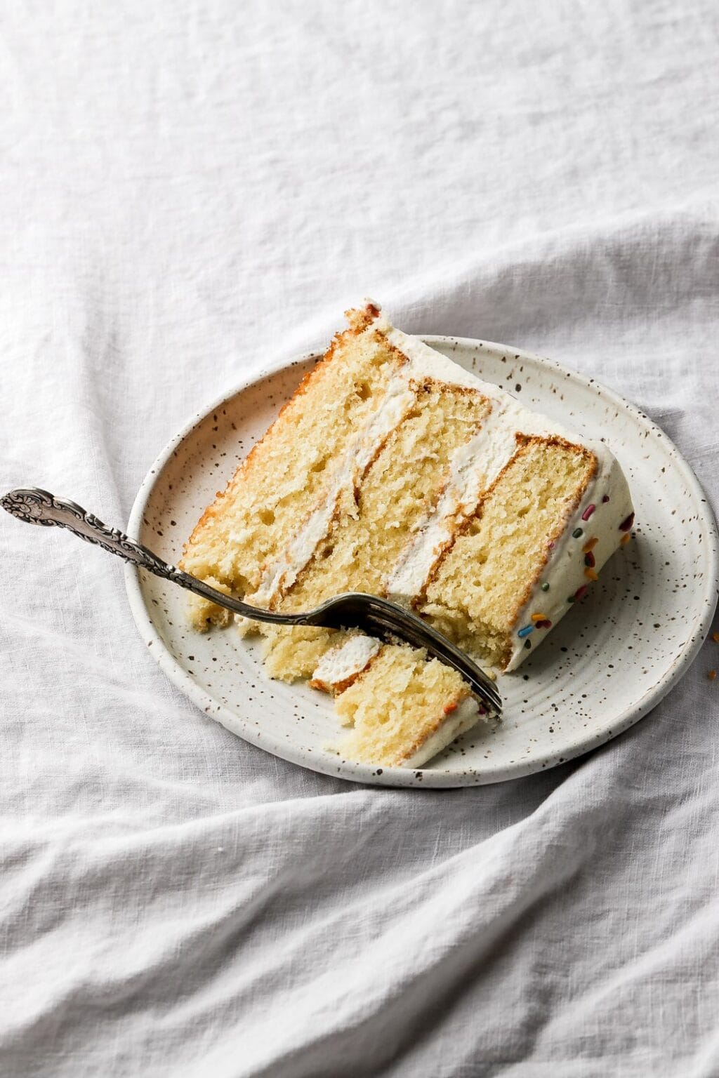Vanilla 10 Inch Cake - Baran Bakery