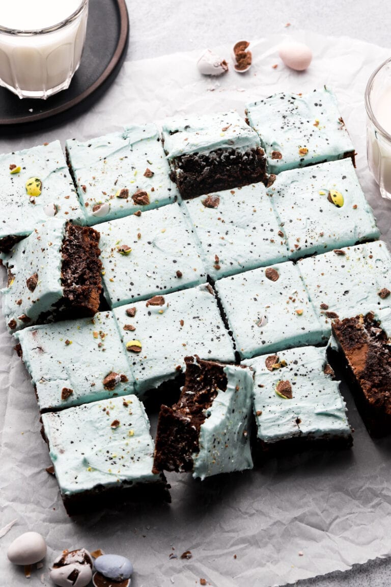 Mini Egg Brownies - Baran Bakery