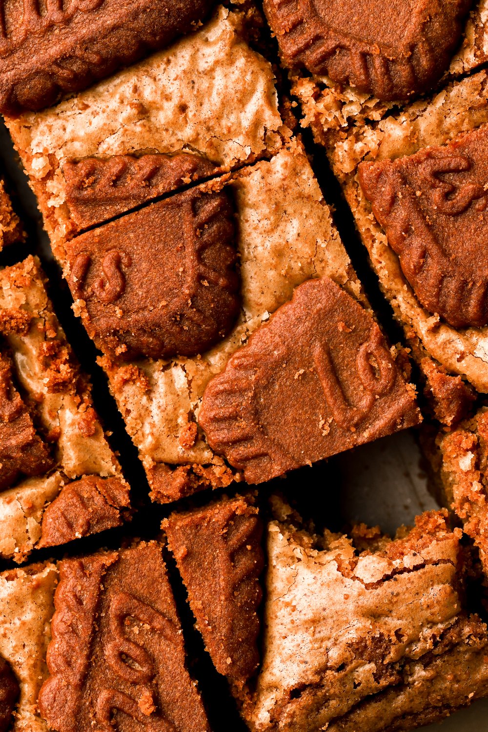 Biscoff Blondies - Baran Bakery