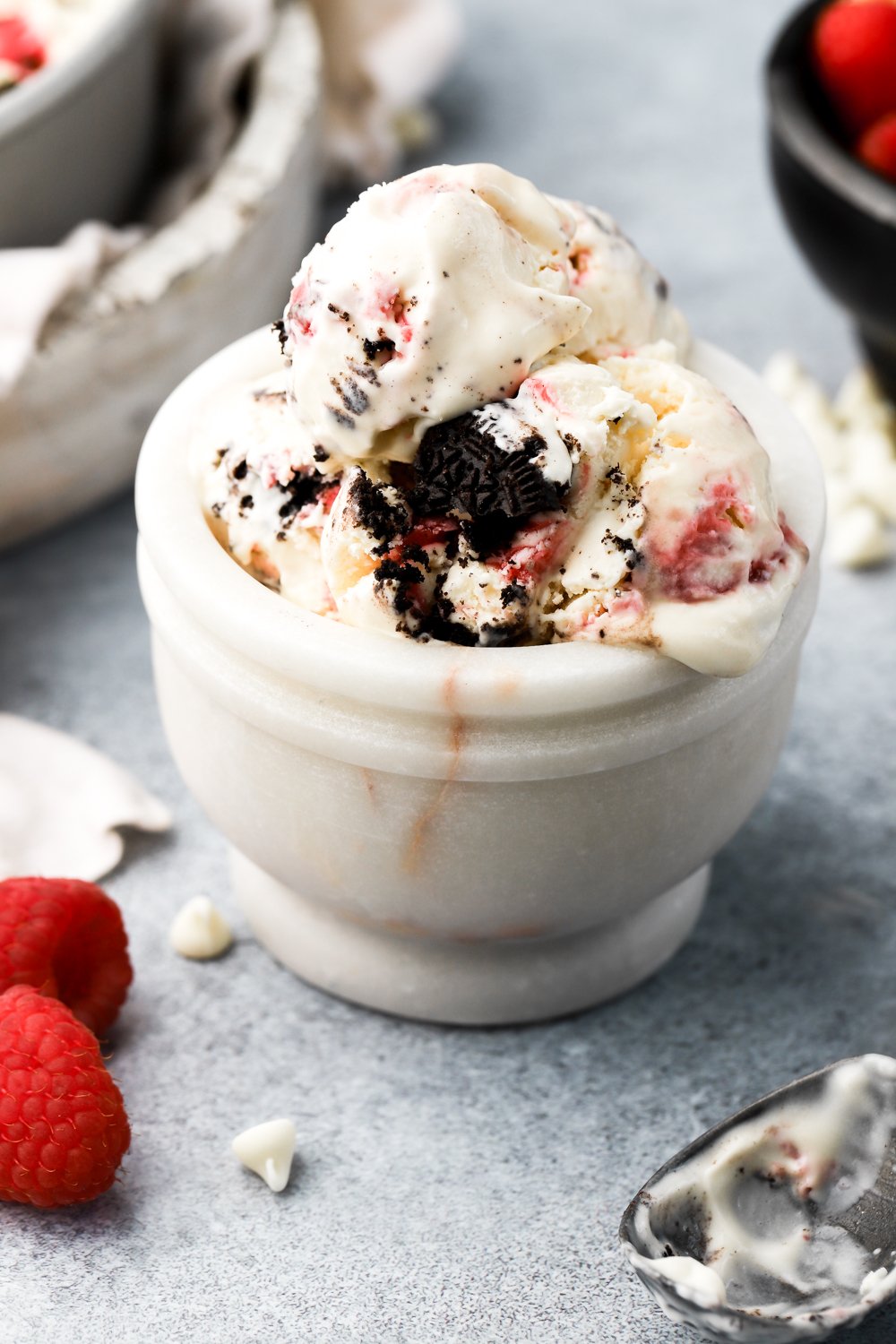 White Chocolate Raspberry Ice Cream - Baran Bakery