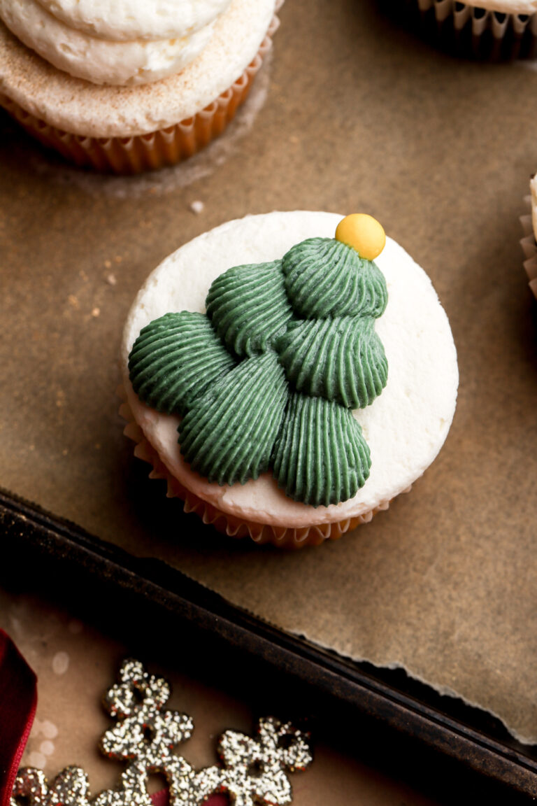 Christmas Cupcakes - Baran Bakery