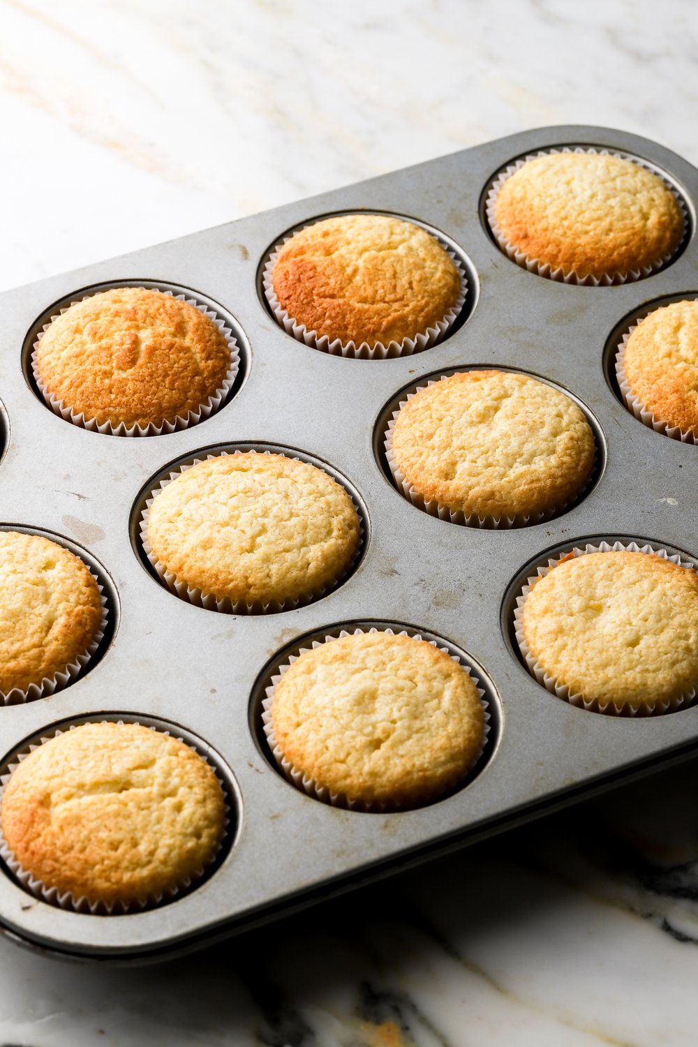 Lemon Cupcakes - Baran Bakery