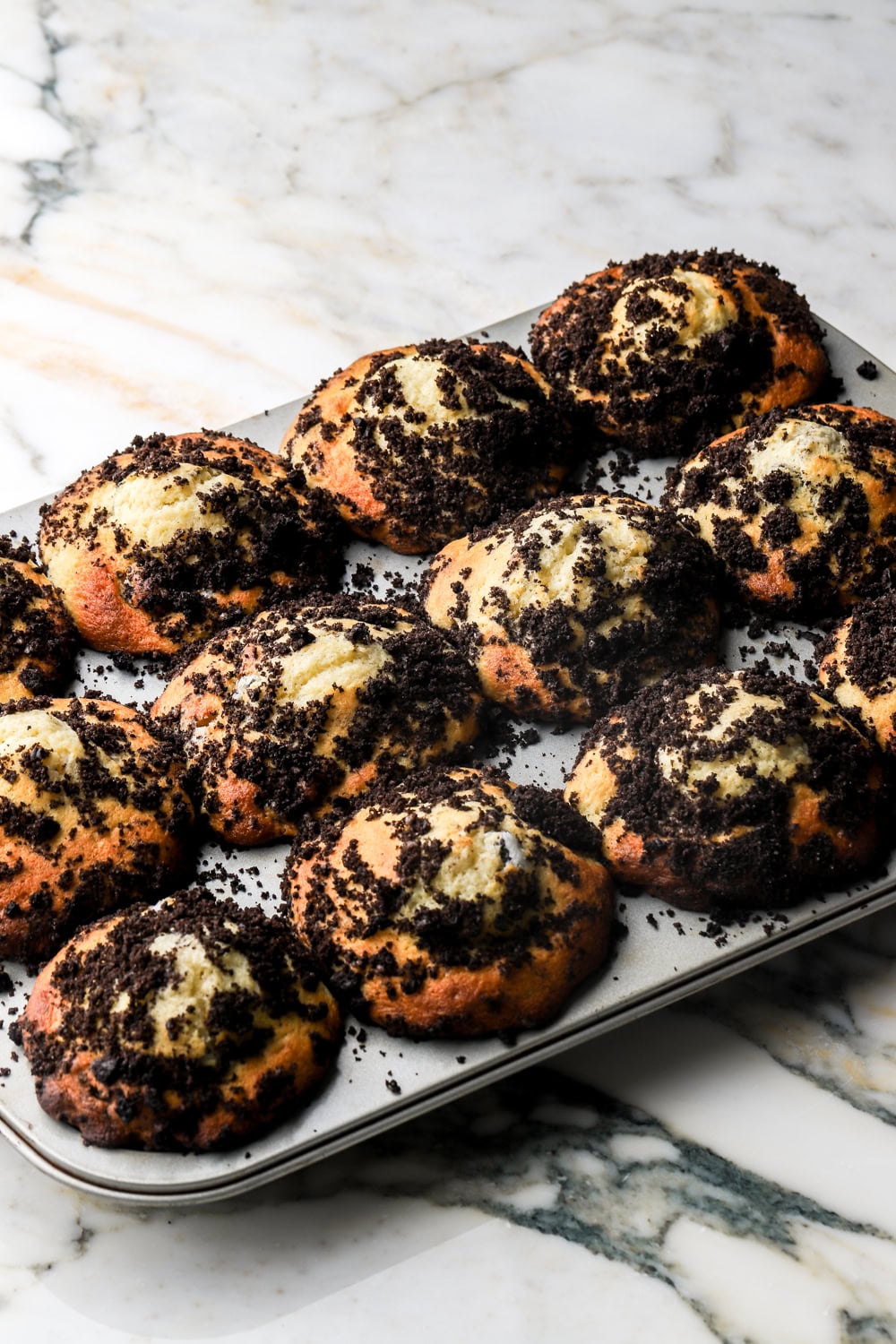 Oreo Muffins - Baran Bakery