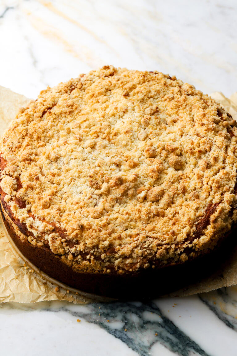 Strawberry Muffin Cake - Baran Bakery