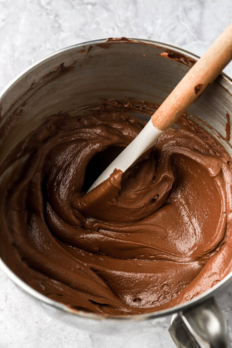 Chocolate Ganache Ratios for Dark, Milk & White Chocolate
